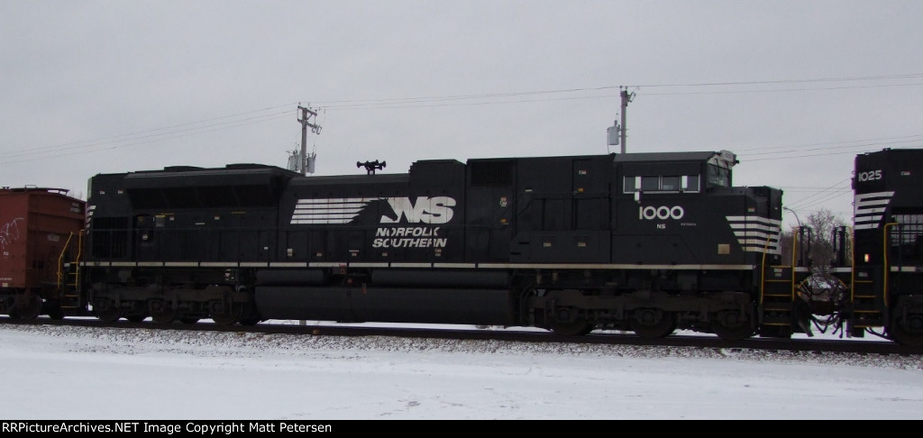 NS 1000